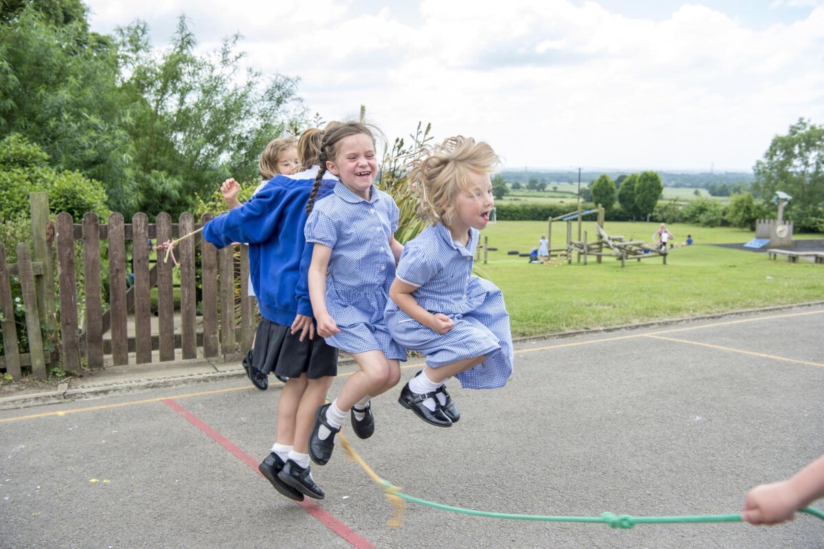 img0537Low_Res – Crayke Primary School